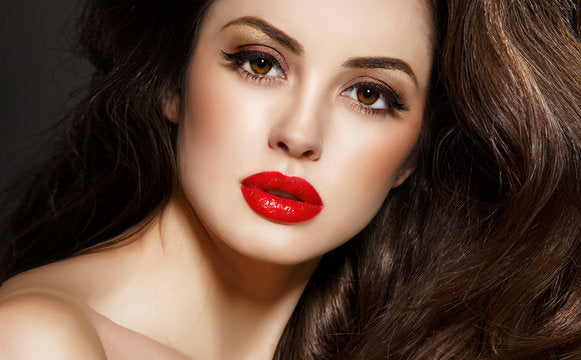 Lip Contouring: How To Nail This Beauty Trend Using A Lip Liner ...