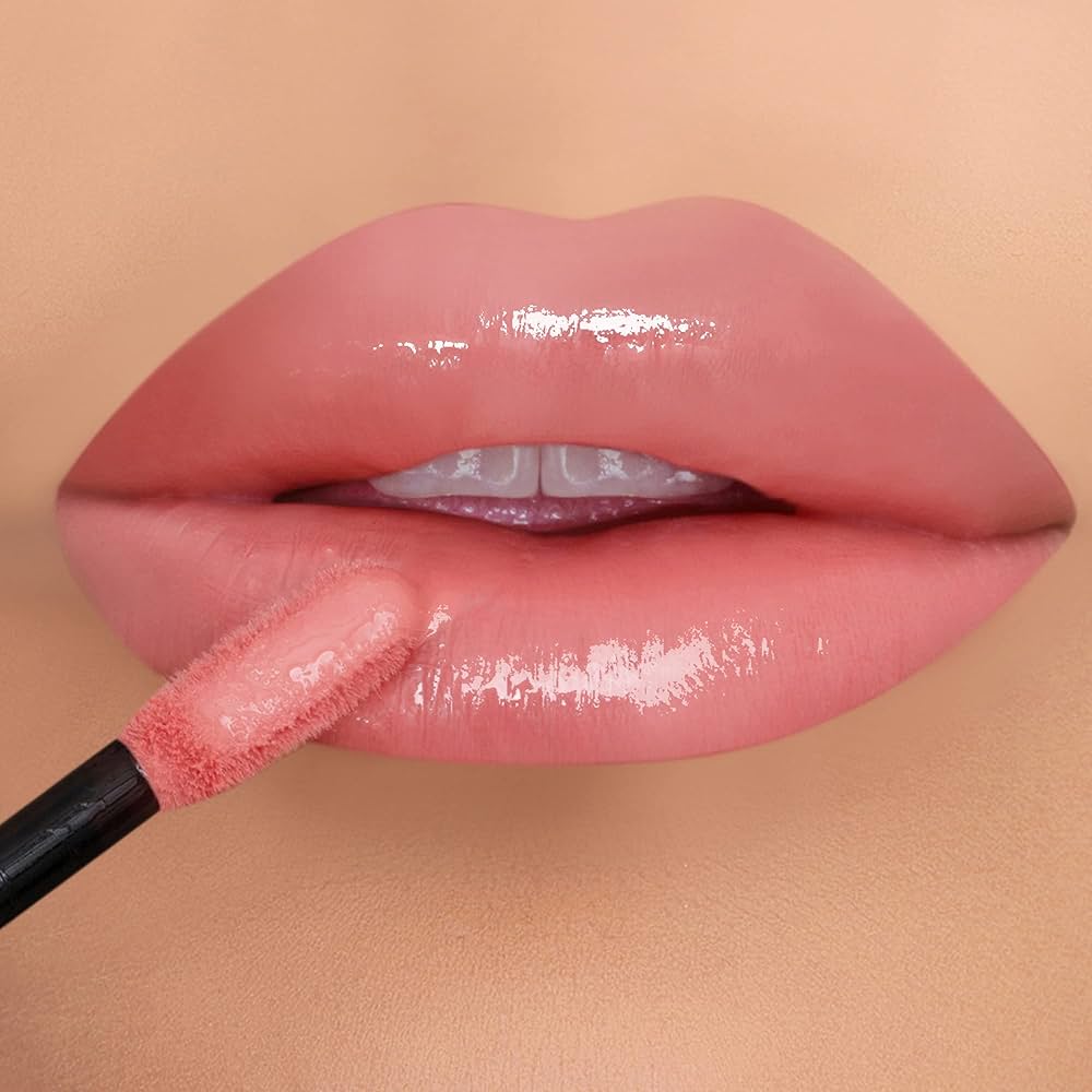 Get Glossy: Lip Gloss Trends Taking Over 2024 – Luxury by Sofia ...