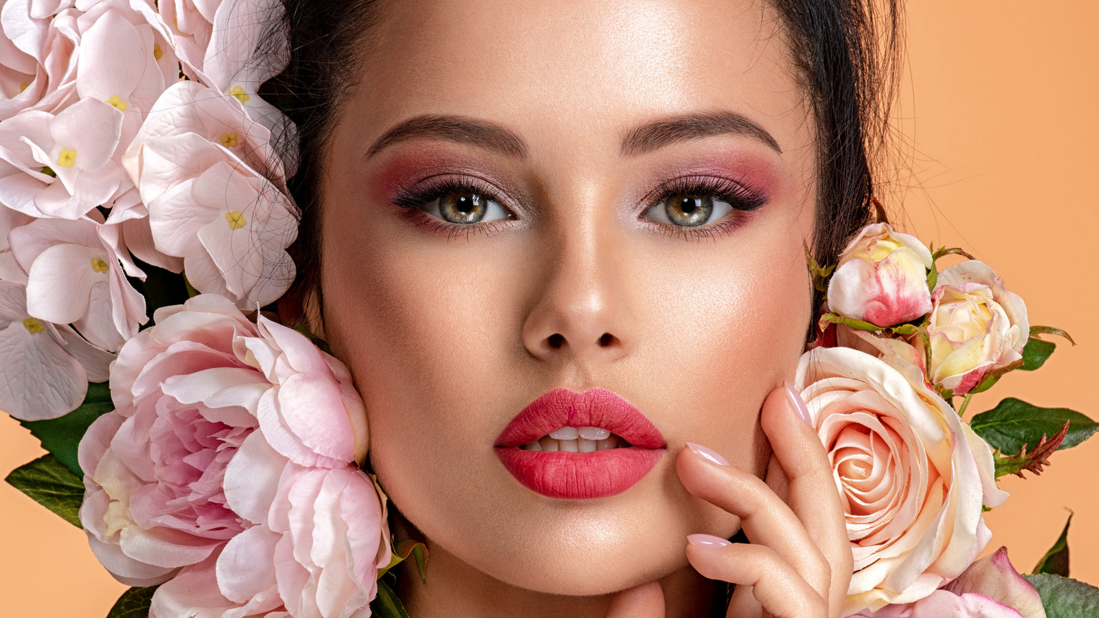 The Latest Beauty Trends: What's In & What's Out – Luxury by Sofia ...