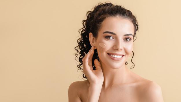 How Tinted Moisturizers Can Benefit Your Skin Type – Luxury by Sofia ...